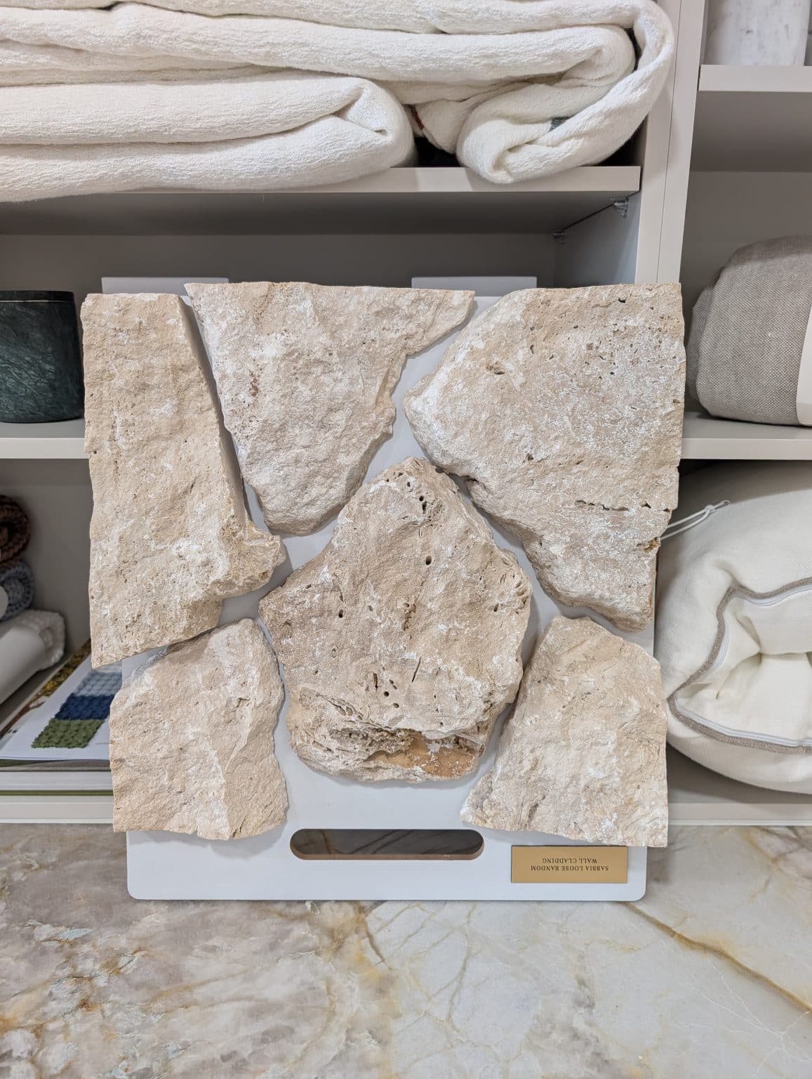 Sabbia Loose Random Wall Cladding - Natural Stone by SD&CO